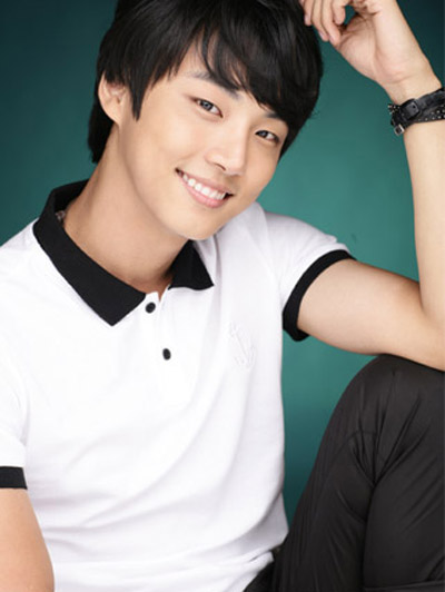Yoon Si Yoon to make his screen debut in Death Bell 2 | allkpop