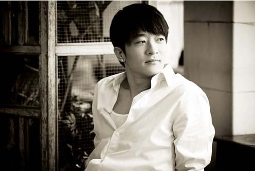 Clazziquai's Alex receives many love calls due to Pasta | allkpop