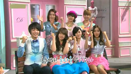 Yoon Si Yoon and T-ara partner up for KTF Ever phone CF | allkpop