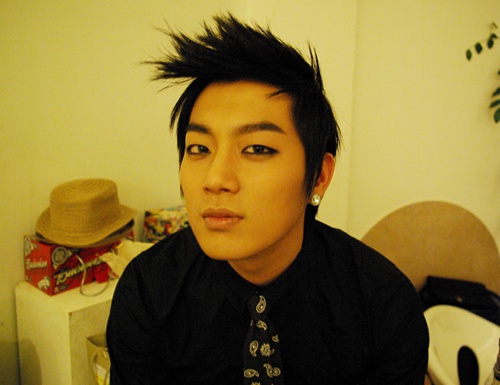 BEAST's behind the scenes pictures revealed | allkpop