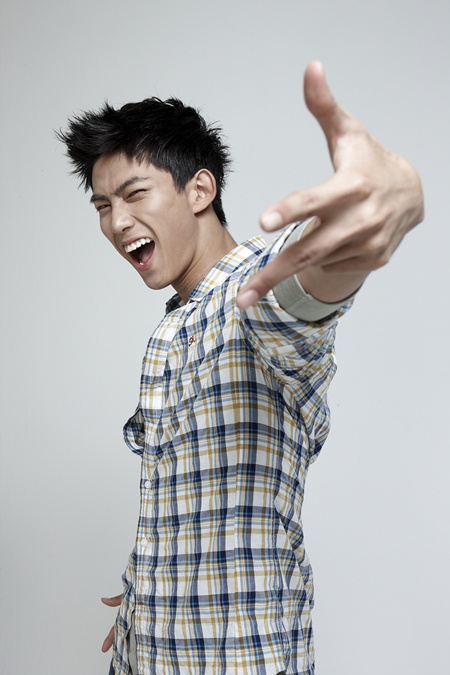 2PM's Taecyeon selected as DK's main model | allkpop