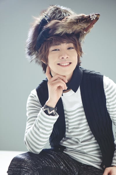 Jerry performs Love with After School's Raina on Music Bank | allkpop