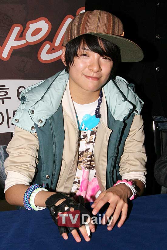 f(x)'s Amber to skip NU ABO promotions for the time being | allkpop