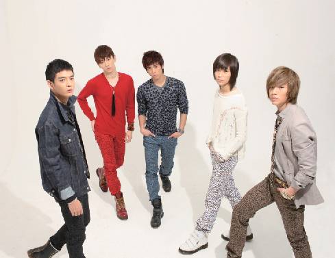 SHINee drops concept photos for "Hello" | allkpop