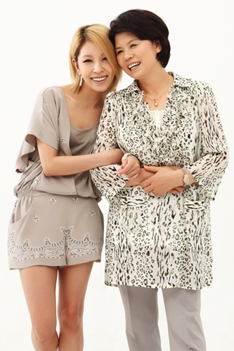 BoA's mother publishes "The Golden Rule" | allkpop