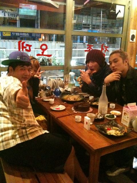 Super Junior's Shindong reveals a photo of his girlfriend | allkpop