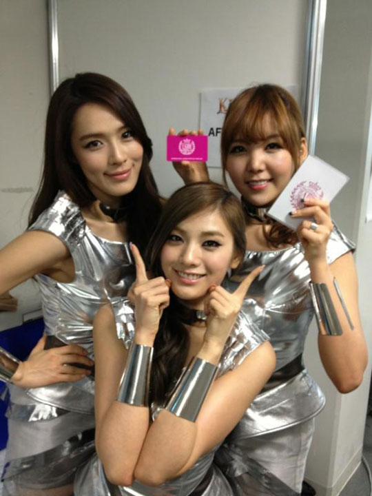After School Members Display Their Cute Japanese Fanclub Passports Allkpop