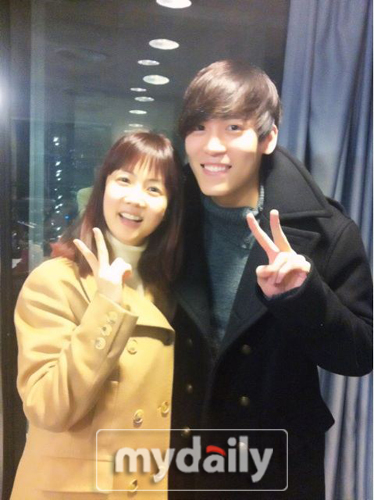 John Park promises to dance ballet if "Falling" seizes a #1 win | allkpop