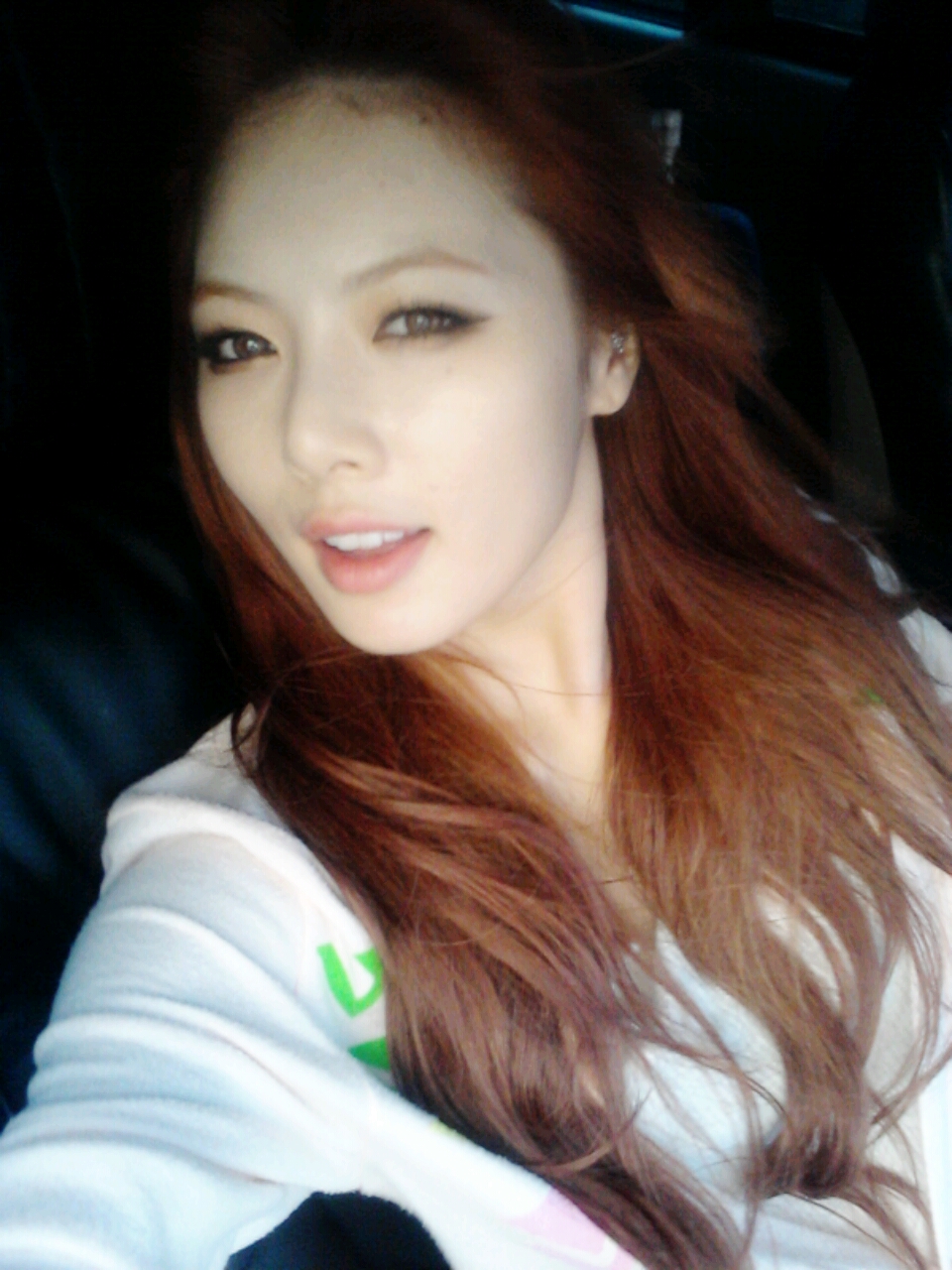 4Minute's HyunA reveals a new hairstyle | allkpop