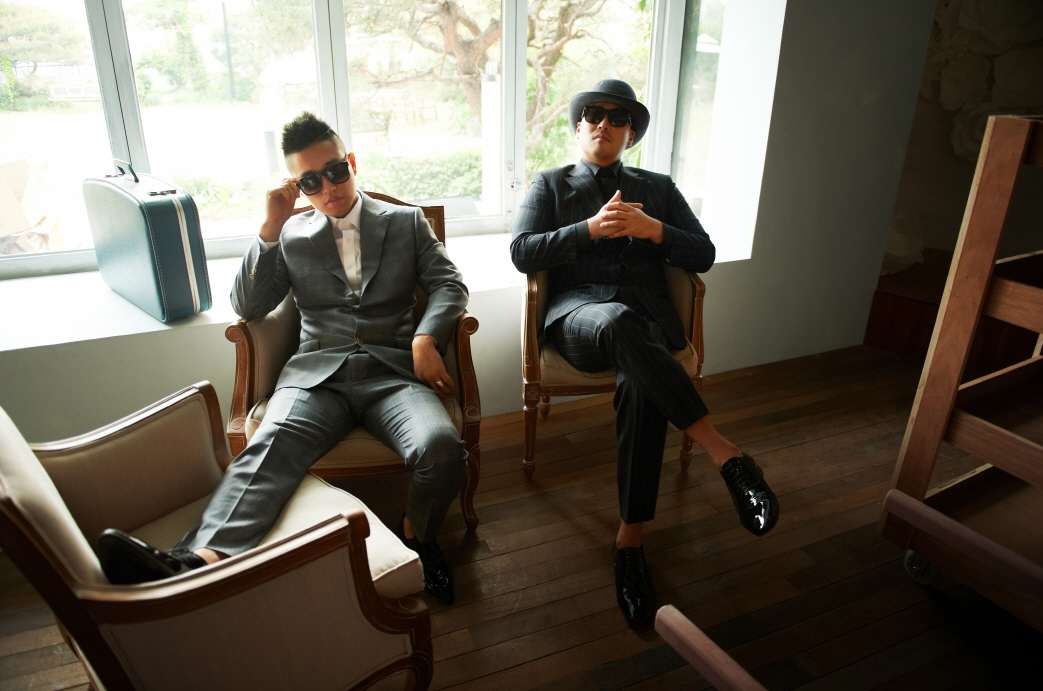 Leessang releases MV for "Pursuit of Happiness" | allkpop