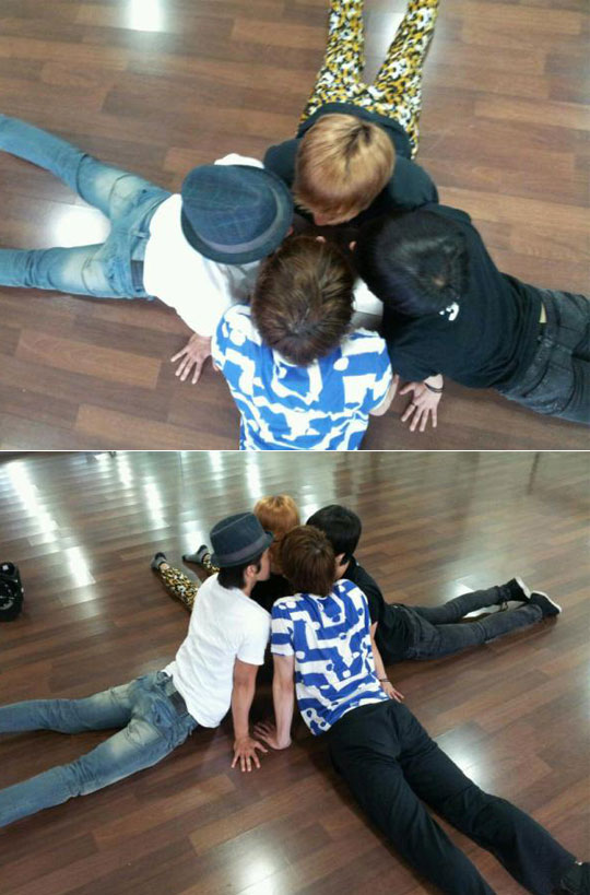 Super Junior wows with their incredible flexibility | allkpop