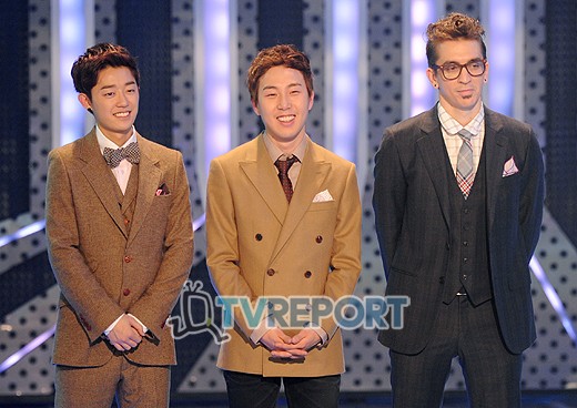 Busker Busker holds surprise event for their fans | allkpop