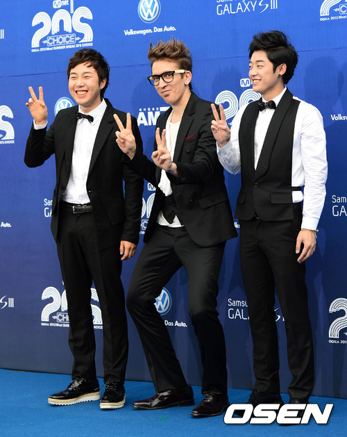 Busker Busker dominates weekly charts with "If You Really Love Me ...