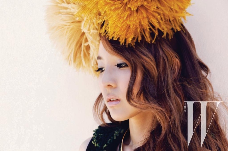 Dara gives a sneak preview of 2NE1's photo spread for 'W Magazine ...