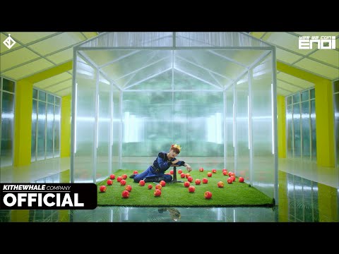 Rookie boy group ENOi's Avin wakes up a prince in 'Red in the Apple ...