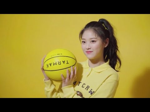 Backstage videos from LOONA photoshoot | allkpop