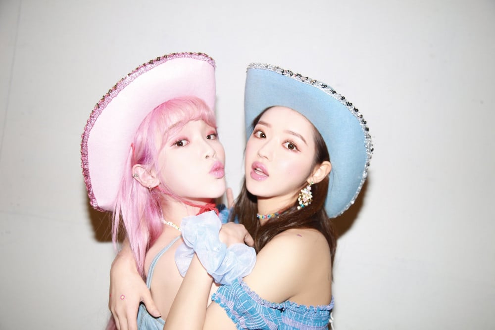 Oh My Girl rock wild west style 2nd concept photos for their 7th mini ... Oh My Girl rock wild west style 2nd concept photos for their 7th mini ...