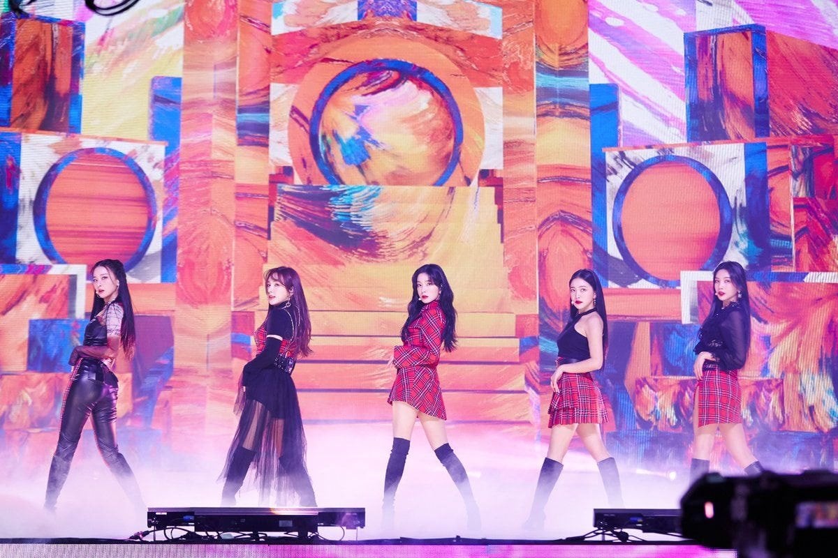 ReVeluvs think only SM can capture the essence of Red Velvet's ...