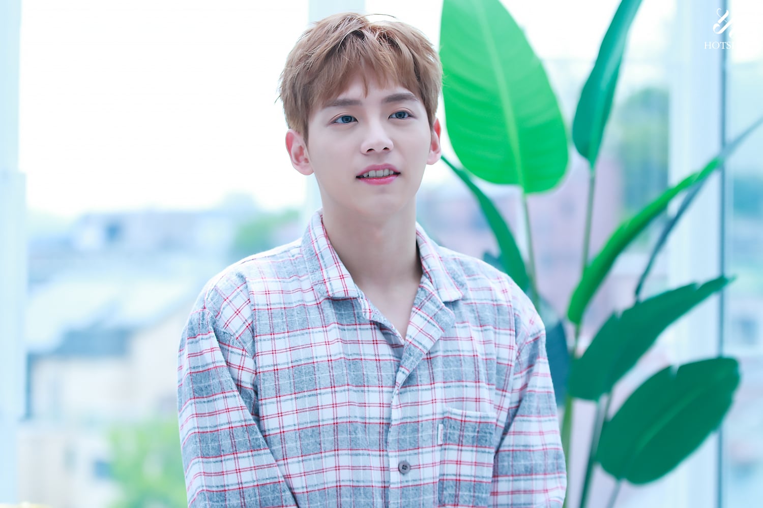 HOTSHOT's Yoonsan enlists in the army | allkpop