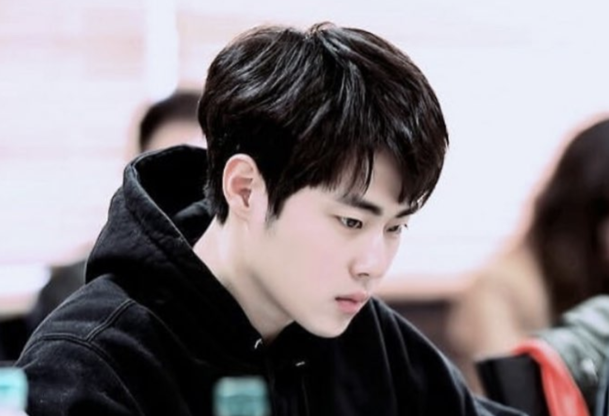 Actor Jo Byung Kyu expresses his feelings about his recent school ...