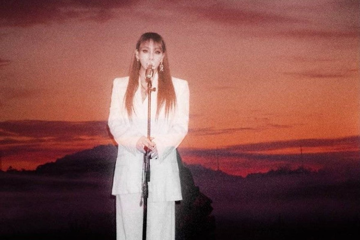 CL excites fans with surprise social media updates | allkpop