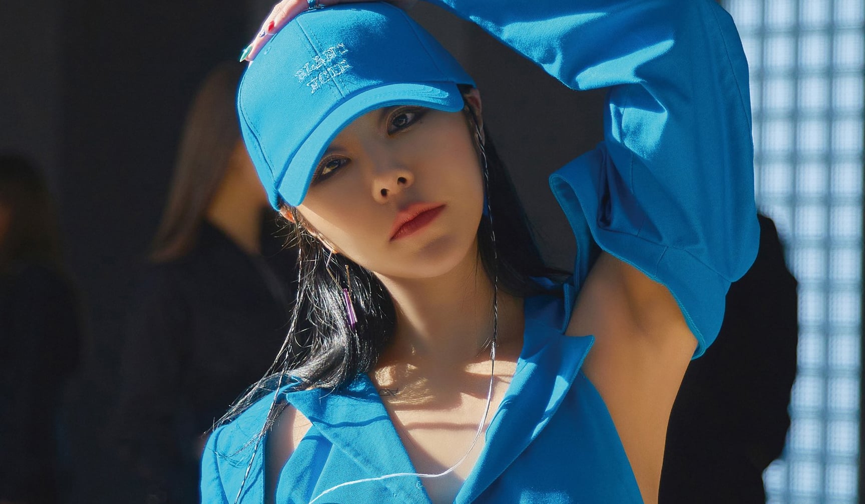 Whee In gets sporty in the new concept photo preparing for her solo ...