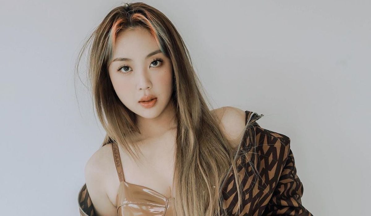 Lee Young Ji shares dieting advice while working on her own fitness ...