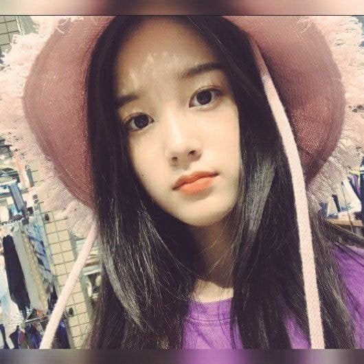Netizens ask if STAYC member J is Girls' Generation YoonA's look-alike ... Netizens ask if STAYC member J is Girls' Generation YoonA's look-alike ...
