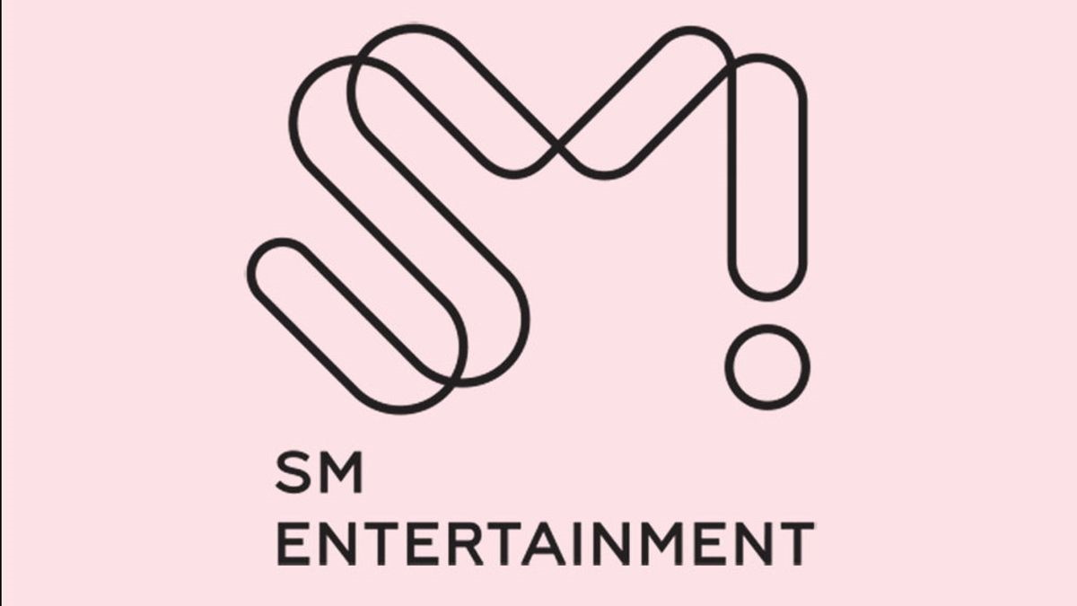 SM Entertainment announces former A&R head who registered wife as ...