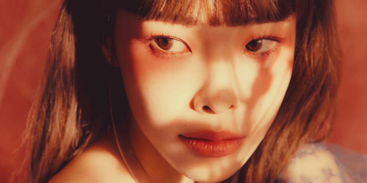 Heize falls into a fairy tale in next 'Happen' teaser images | allkpop