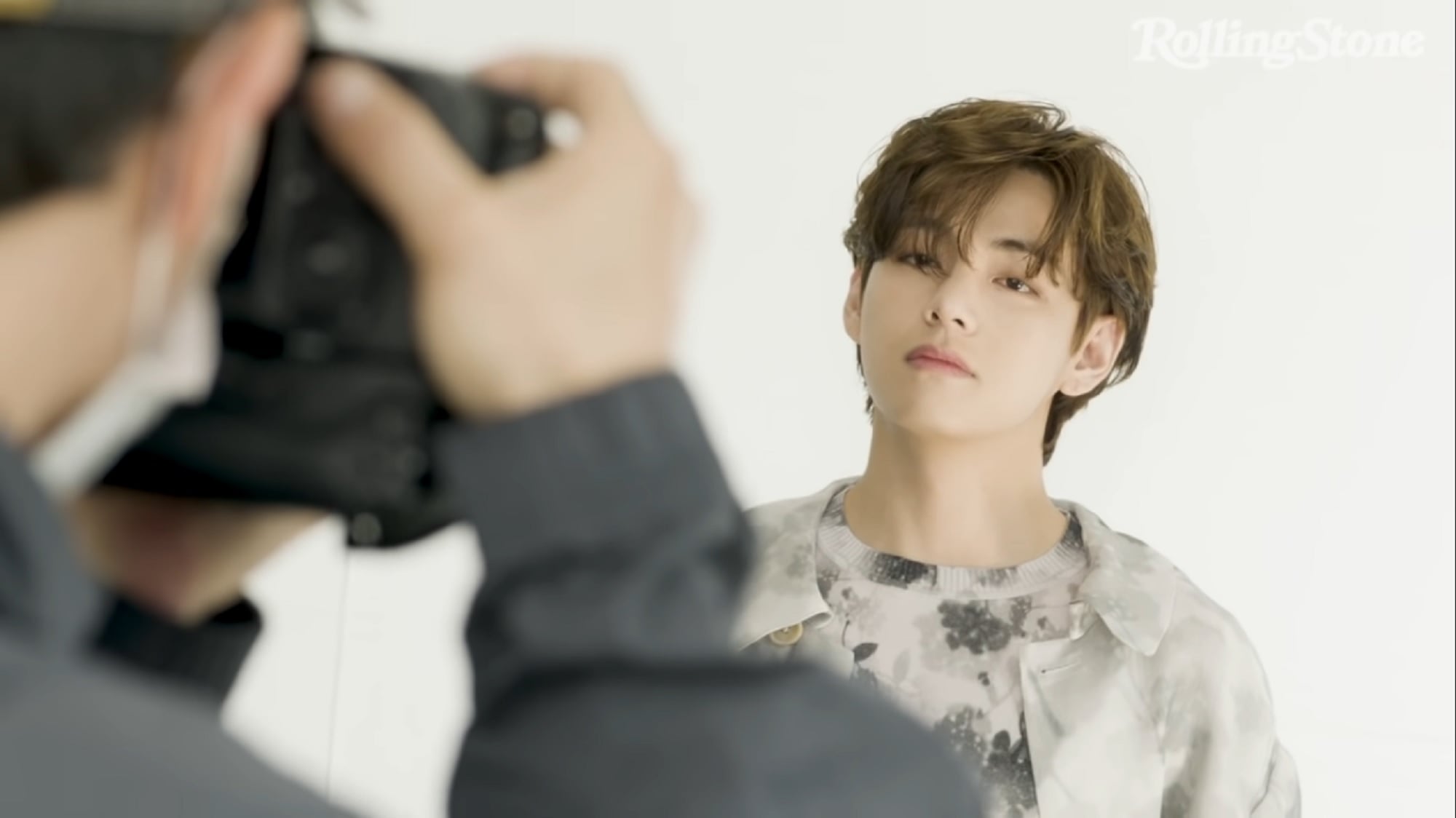 Netizens reflect on BTS V's past comments about retiring at age 40 and ...