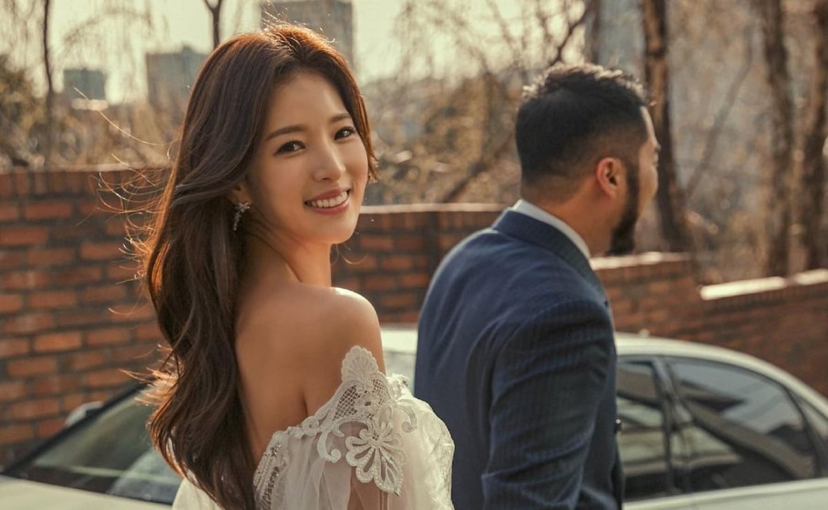 Former Brave Girls member Eunyoung reflects on recent wedding; shares ...