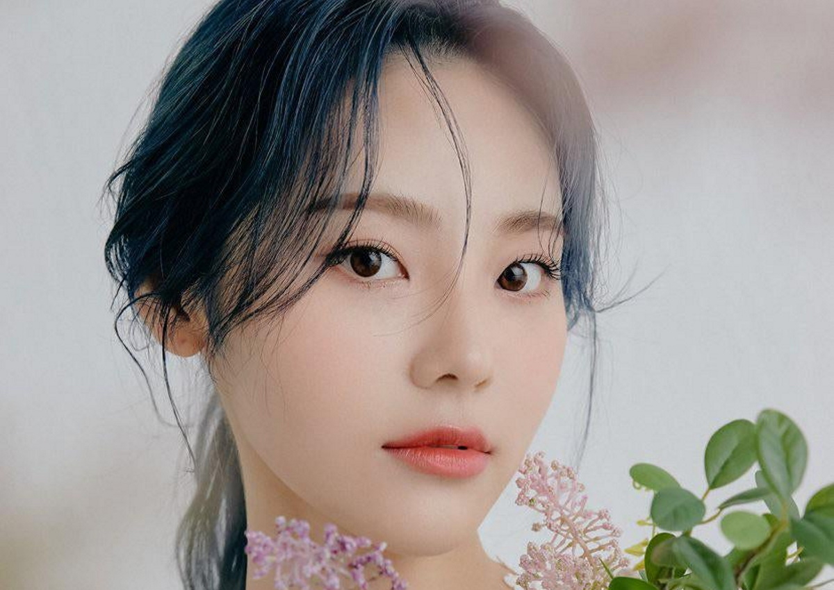 LOONA's Yves & Jinsoul reveal white wedding concept for '&' mini album ...
