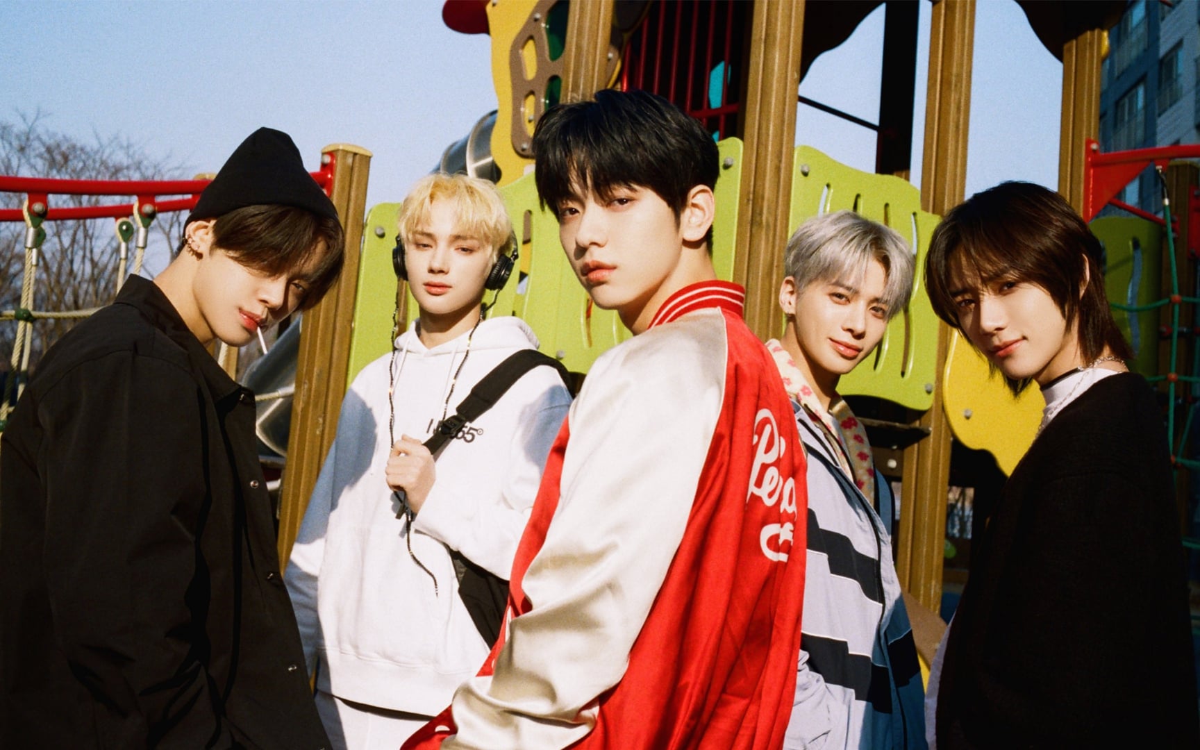 TXT confirm the special featured artists for the remix version of "0X1 ...