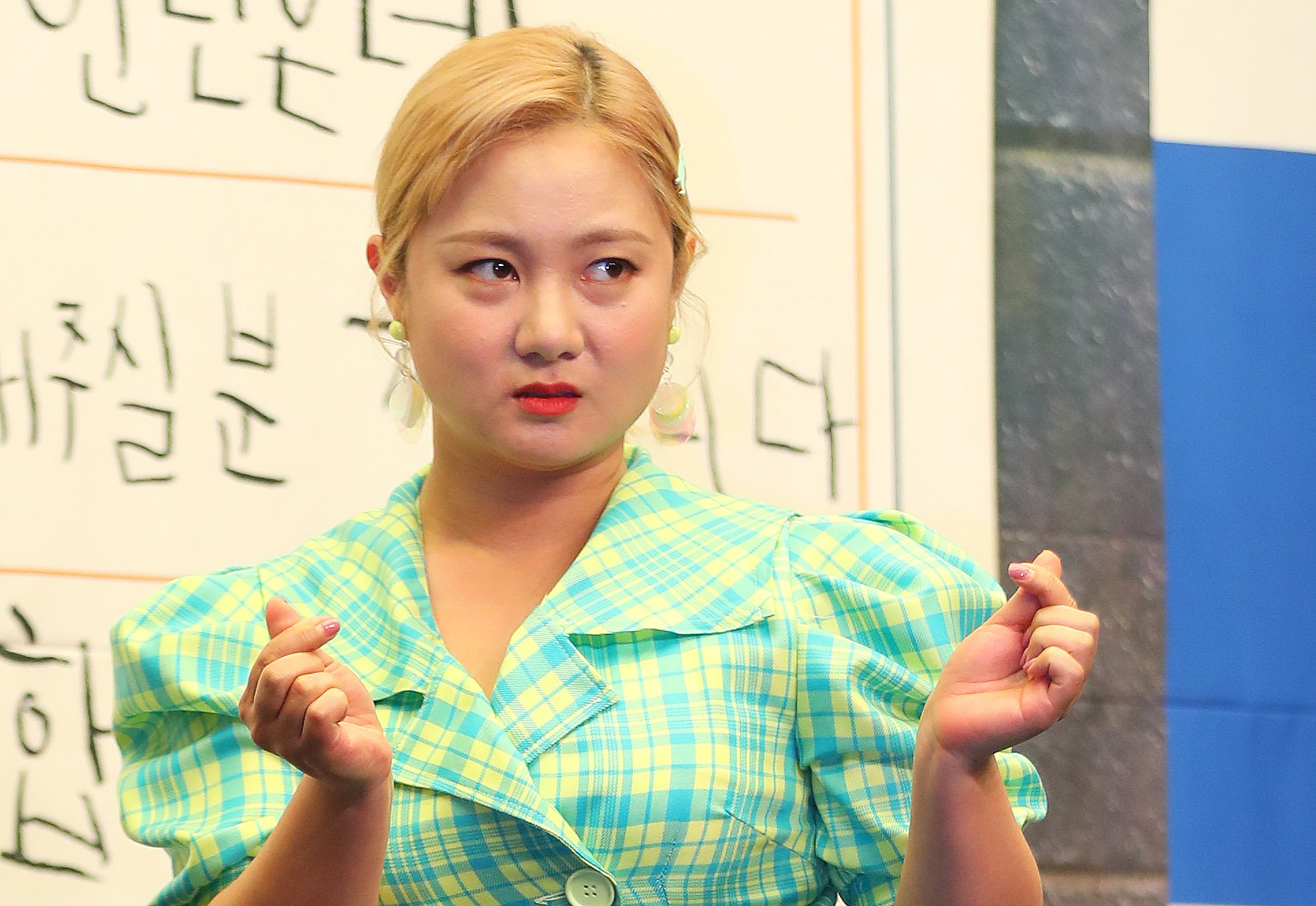 Police dismiss comedian Park Na Rae's case over alleged sexual ...