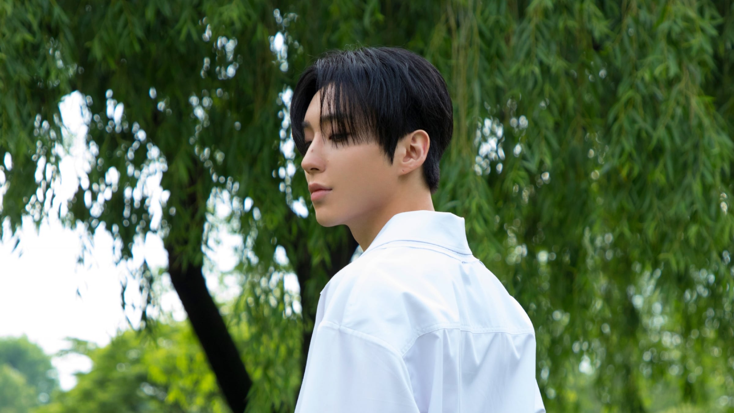 Jongup teases his upcoming 1st mini-album 'US' with more concept photos ...