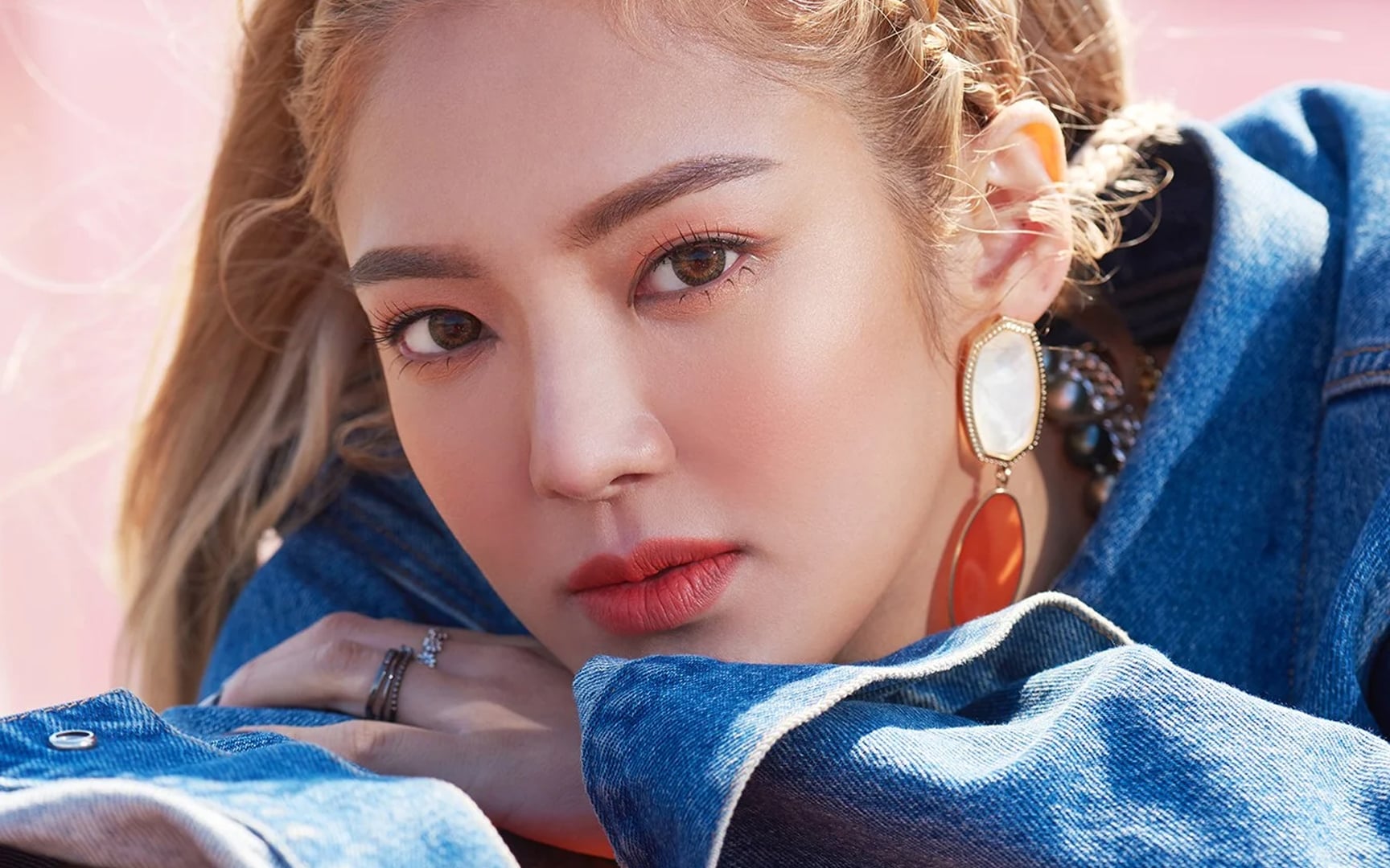 Hyoyeon confirms she will be releasing her second single and the title ...