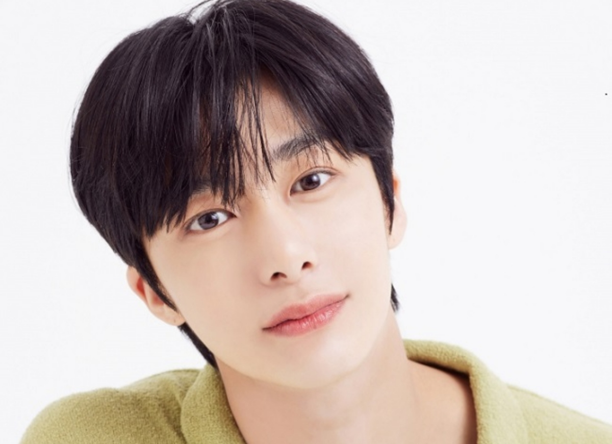 MONSTA X's Hyungwon selected as the new model for cosmetic brand ...
