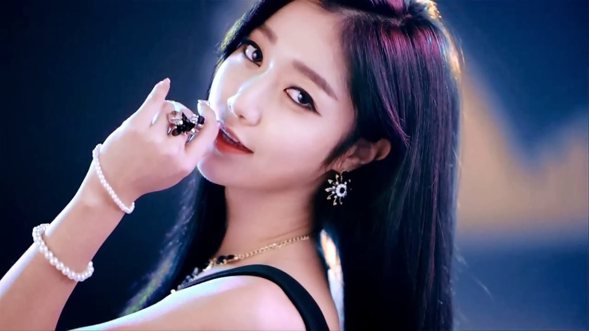 Former Nine Muses member Sera leaves a warning for netizens sending ...