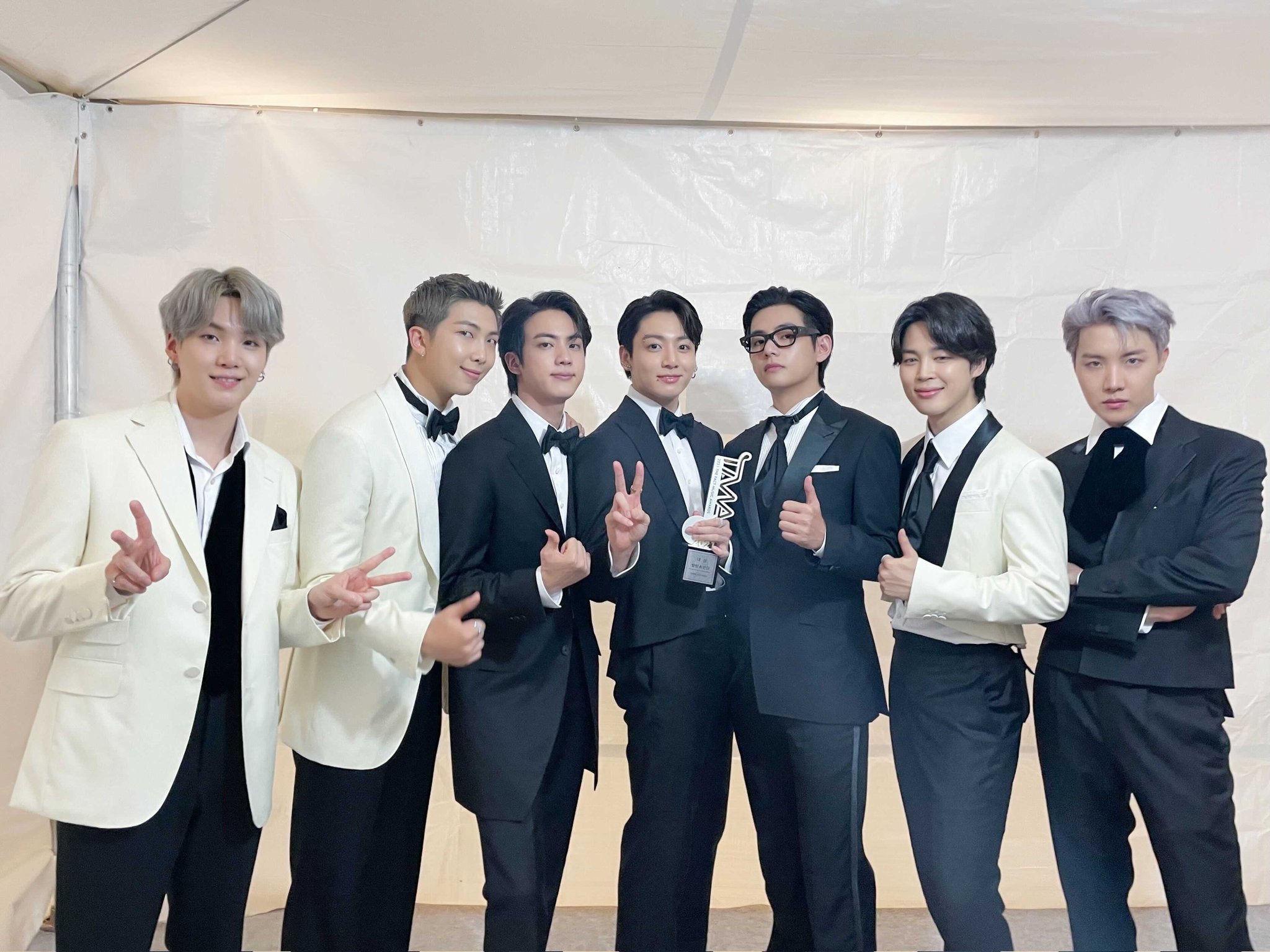 BTS takes home 5 awards from 'The Fact Music Awards' and wins Daesang for 4 years in a row | allkpop