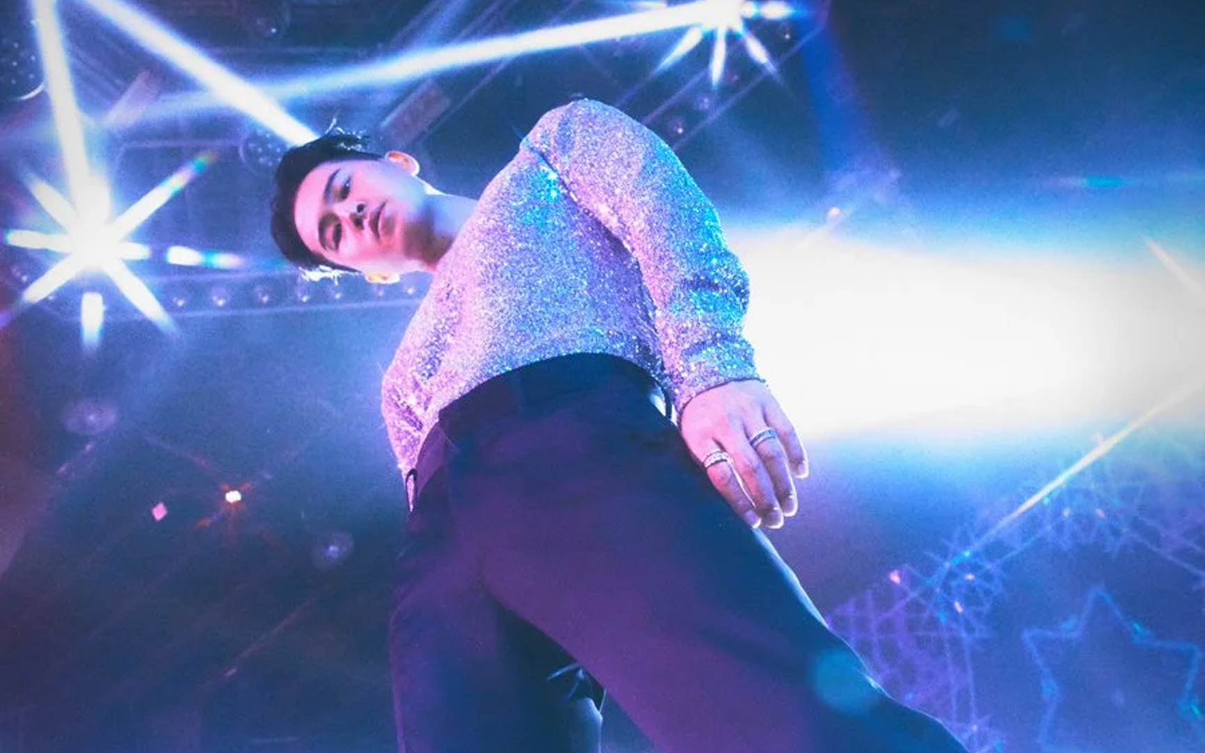 Chancellor drops a new set of teaser photos preparing for his comeback ...