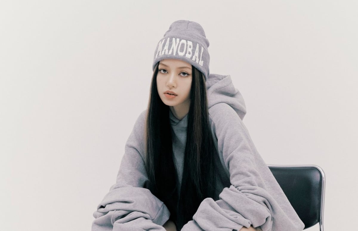 BLACKPINK's Lisa enters the Guinness World Records for 'Most viewed ...