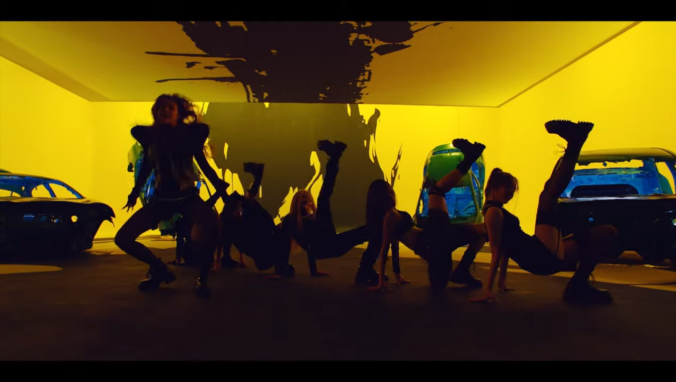 Rookie girl group bugAboo enters a dreamy world in second MV teaser for ...