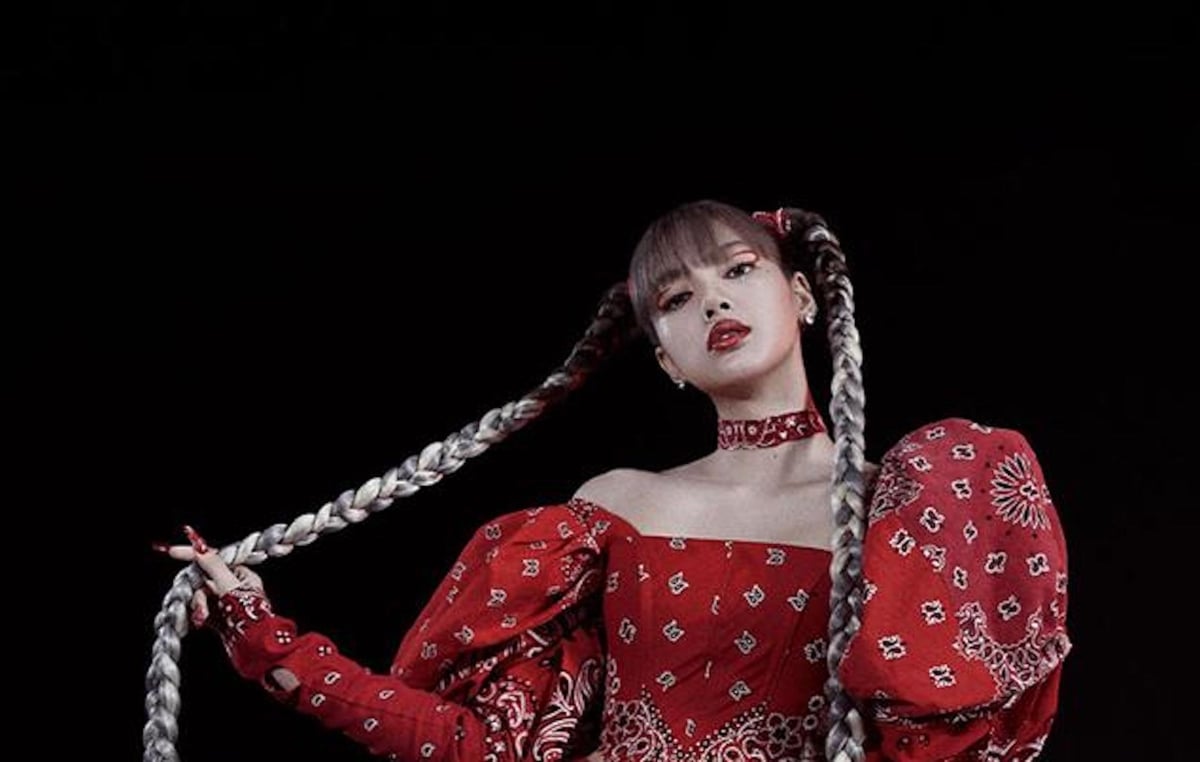 BLACKPINK's Lisa achieves 100 million streams on Spotify with her track ...