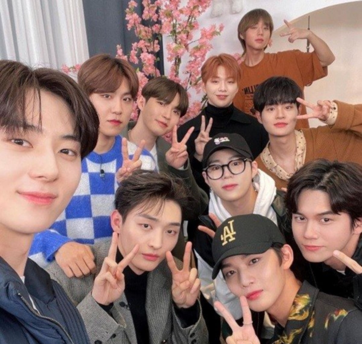 Wanna One reunite for the first time in almost 3 years | allkpop