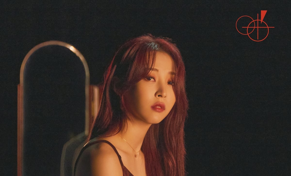MAMAMOO's Moon Byul drops alluring poster for upcoming solo concert ...
