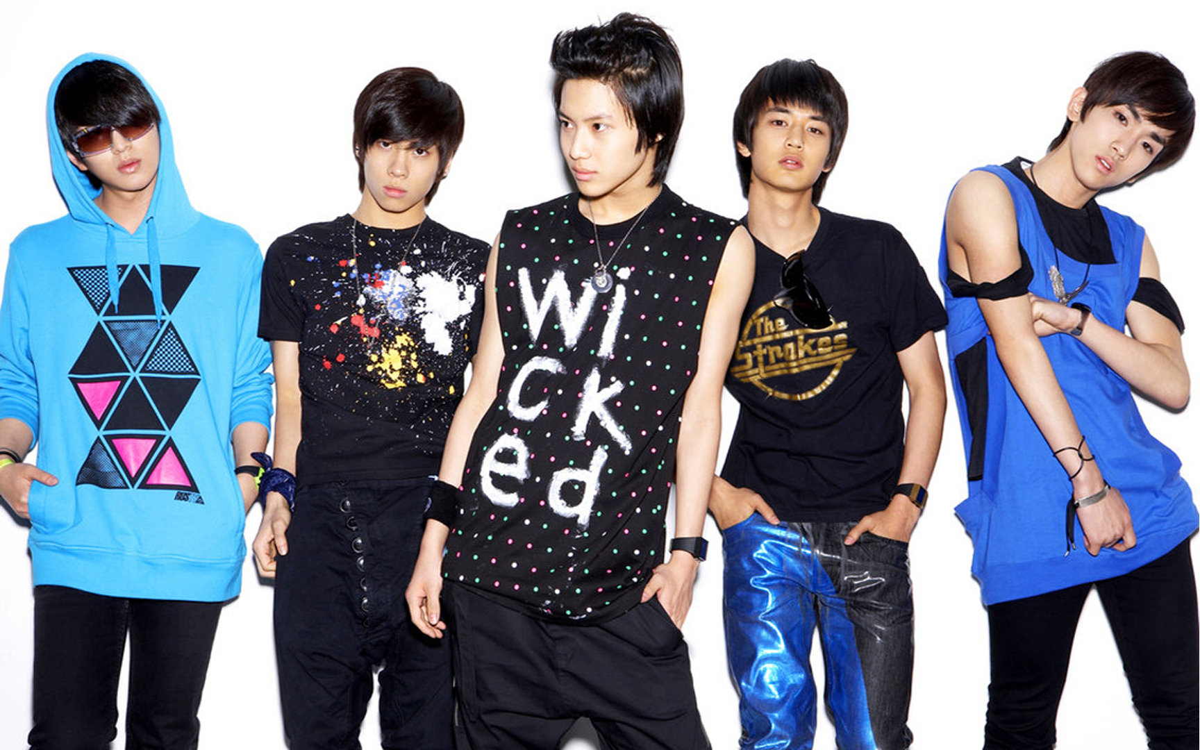 Fans look back at how young and innocent the SHINee members looked when they first debuted | allkpop