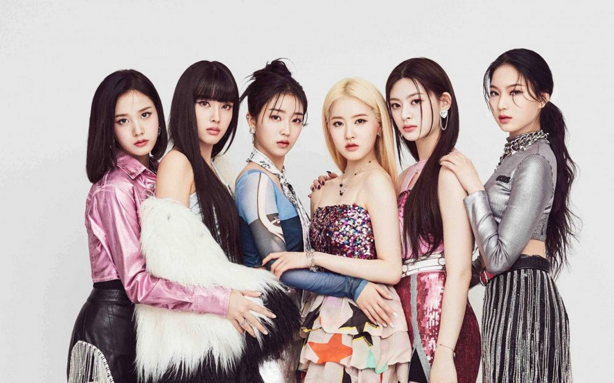 STAYC win #1 + Performances from March 4th 'Music Bank'! | allkpop