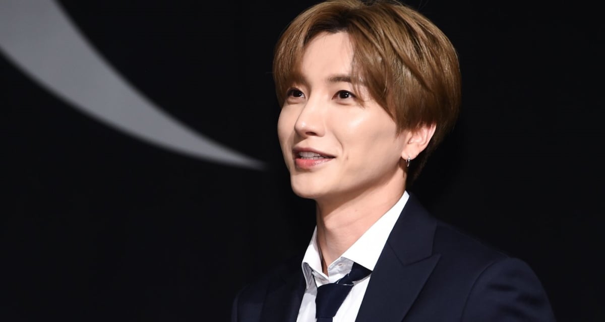 Super Junior's Leeteuk opens up about hoarding shoes | allkpop
