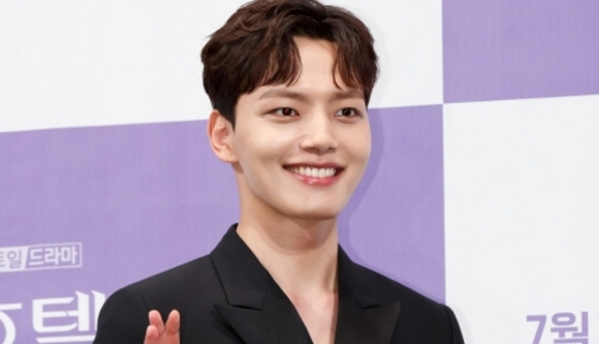 Yeo Jin Goo to make special appearance in upcoming film 'Ajumma' | allkpop